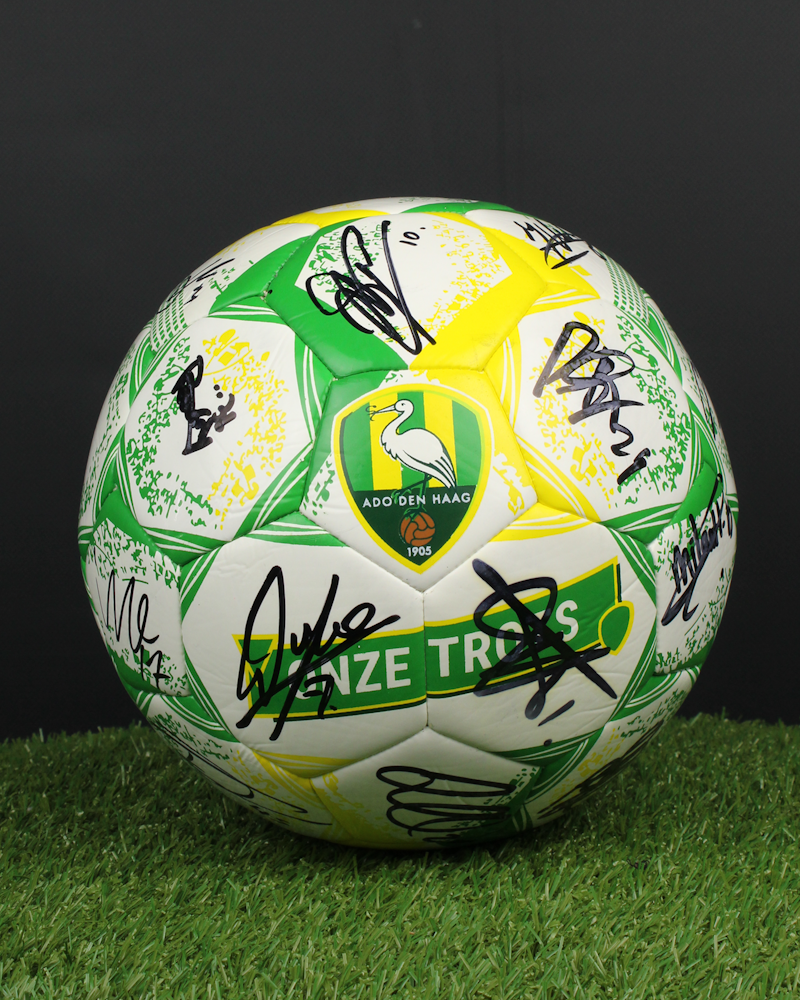 Squad Signed Ball | ADO Den Haag | MatchWornShirt