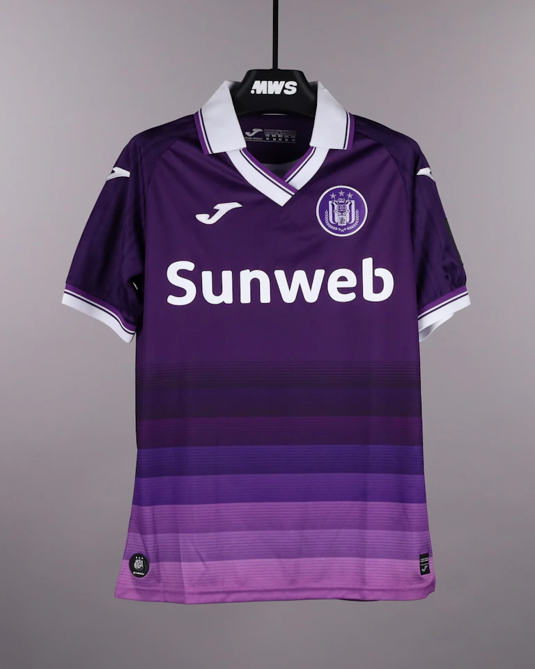 Adriano Bertaccini | RSC Anderlecht | La Louvière - RSC Anderlecht ...