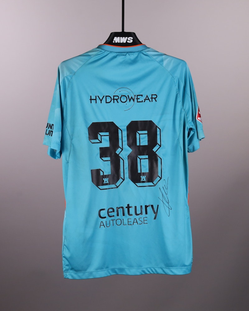 Luca Unbehaun | TOP Oss - FC Emmen | MatchWornShirt