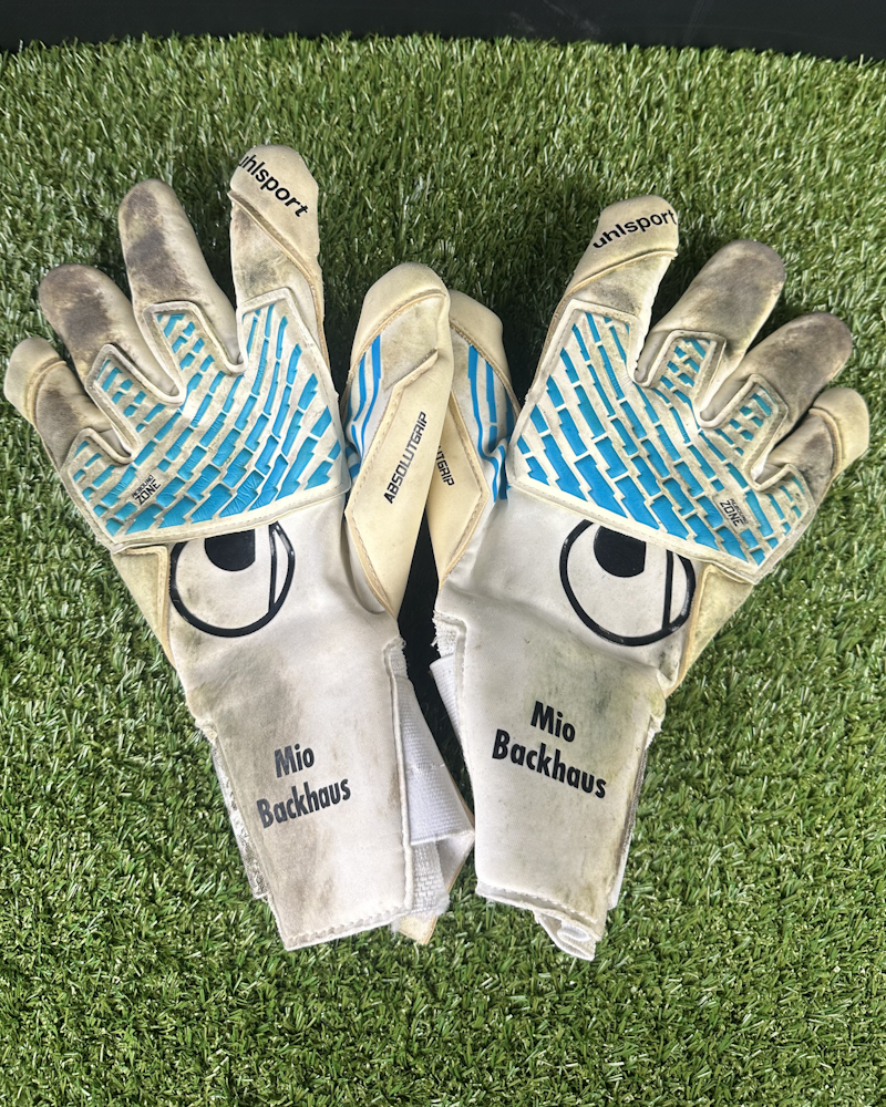 Mio Backhaus 長田澪 | Goalkeeper Gloves | MatchWornShirt
